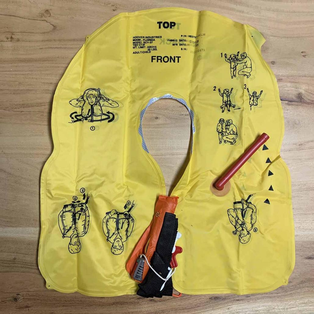 Aircraft safety demonstration kit - Aviation Gadgets