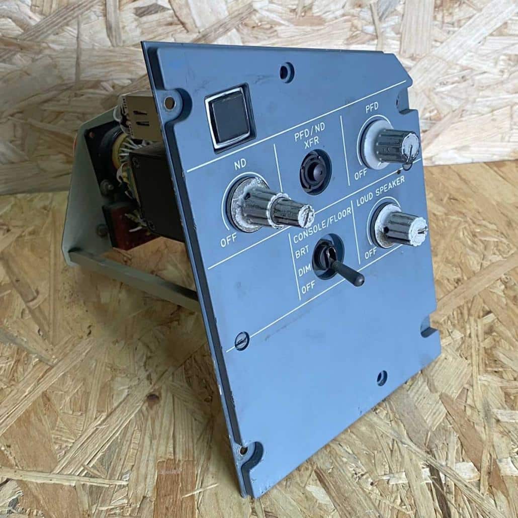 DC loadmeter indicator - Aviation Gadgets