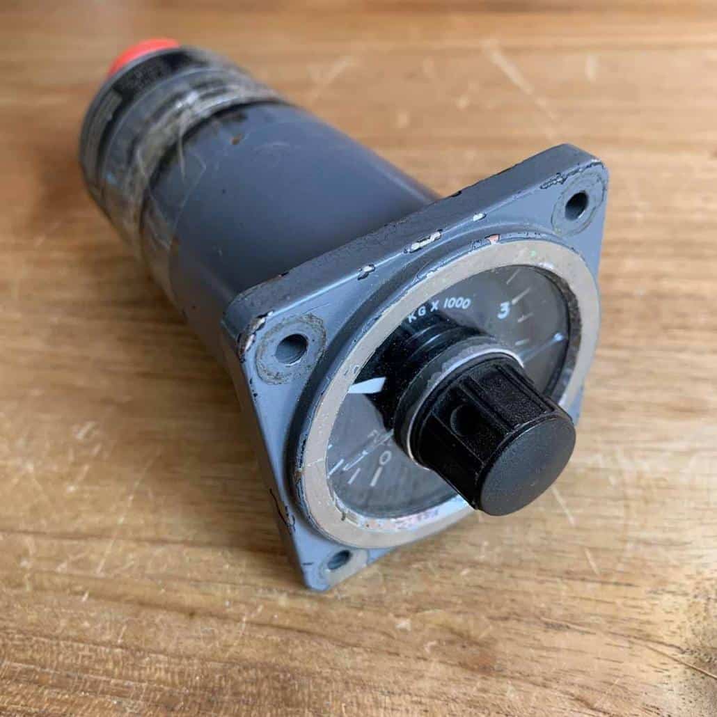 Fuel load limit indicator - Aviation Gadgets