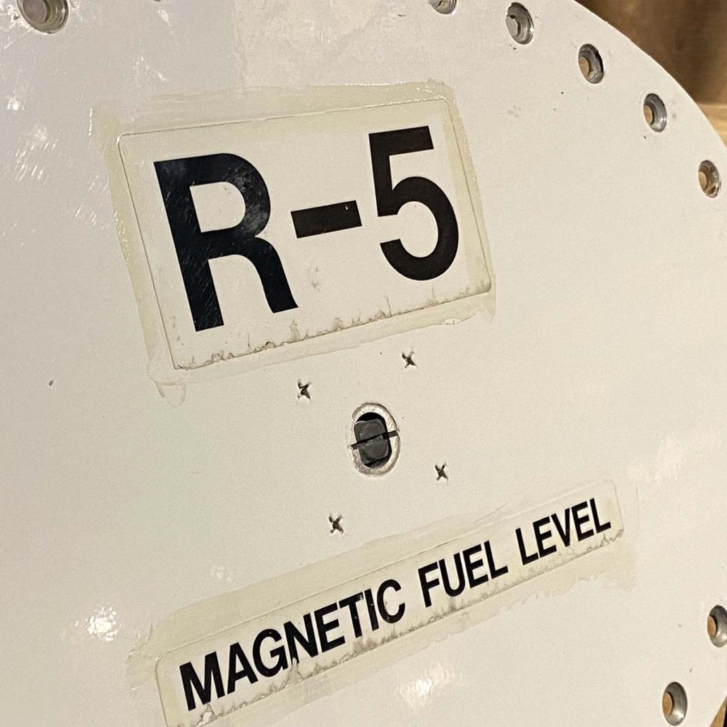 Airbus A318 and A319 fuel panels - Aviation Gadgets