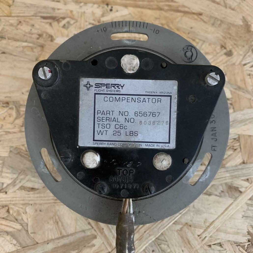 Flux valve and compensator - Aviation Gadgets