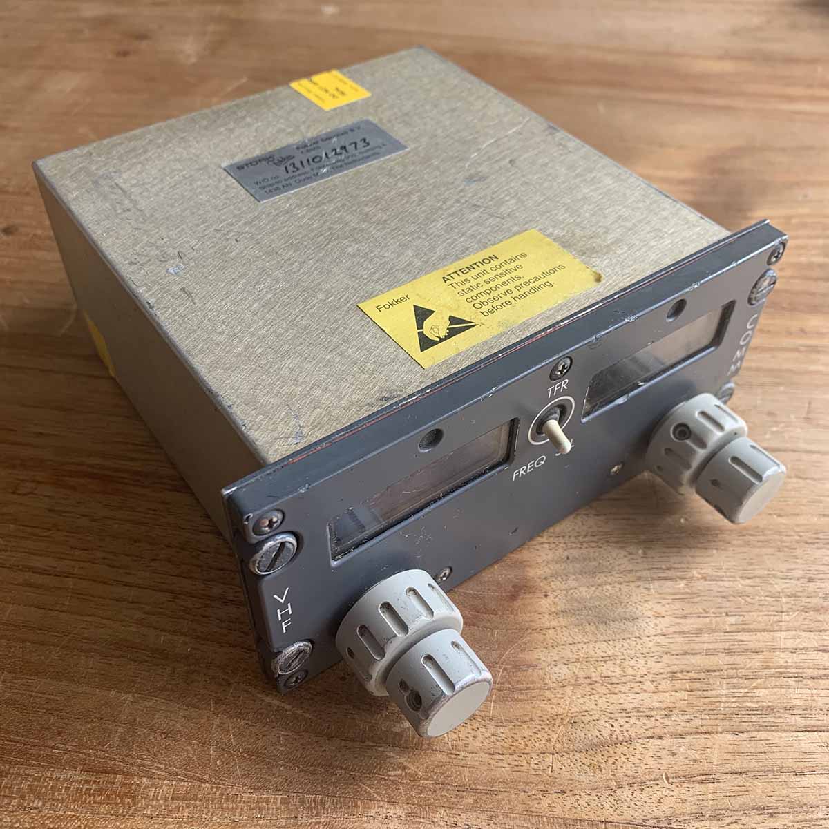 Boeing 737 passenger service unit - Aviation Gadgets