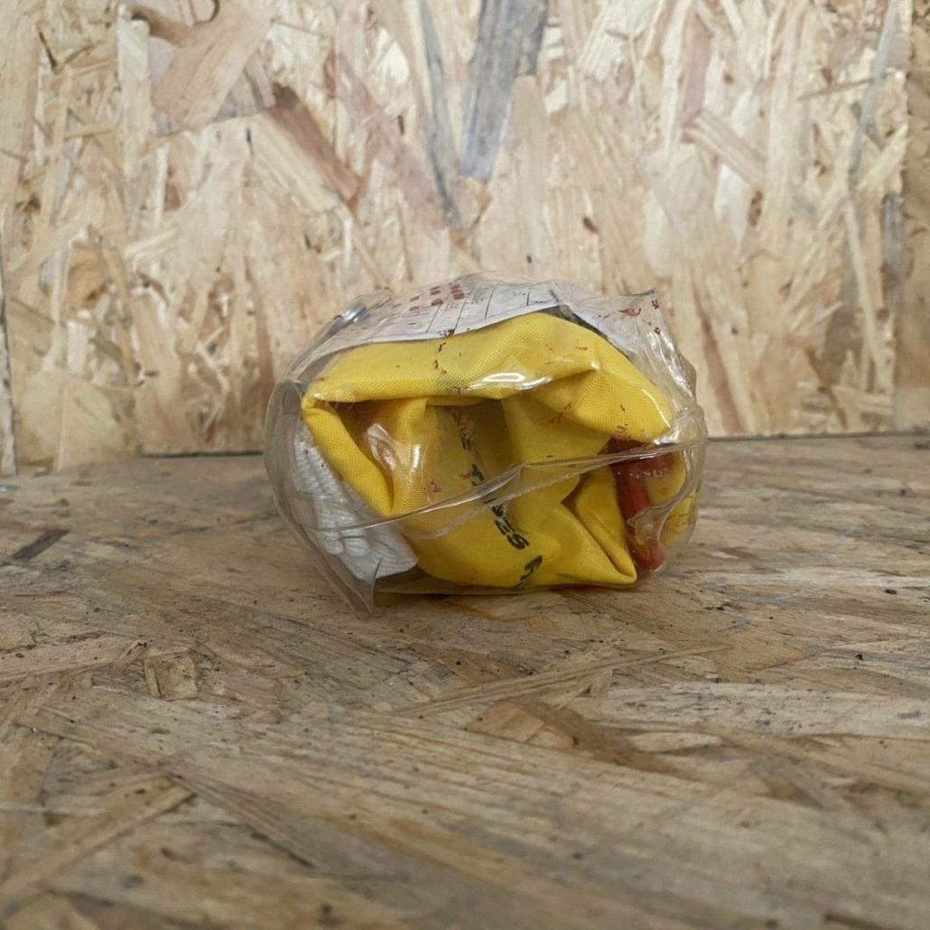 Kuwait Airways life jacket Survitec infant yellow - Aviation Gadgets