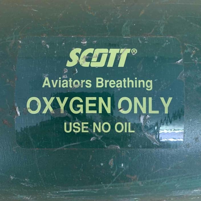 Oxygen bottle - Aviation Gadgets