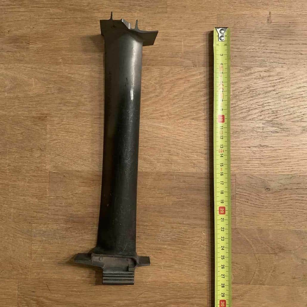 Jet engine blade - Aviation Gadgets