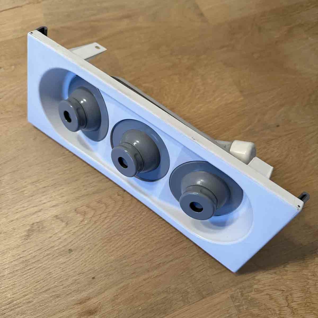 Airbus A320 passenger service unit complete - Aviation Gadgets