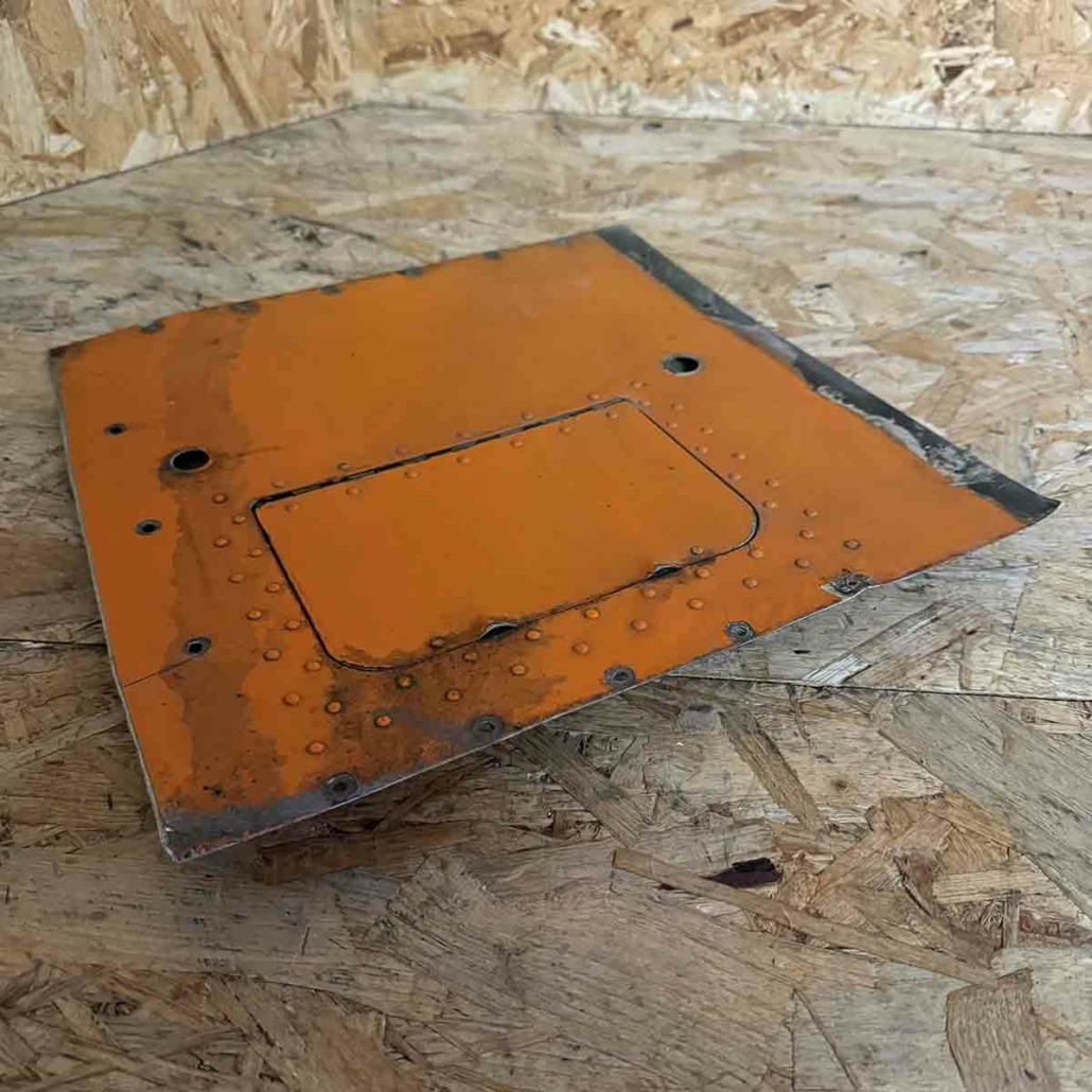 Douglas C-47/DC-3 wing skin panel - Aviation Gadgets